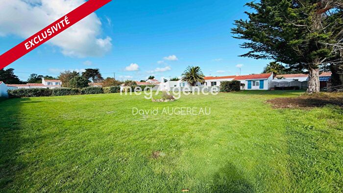 Maison à vendre - Lîle-dYeu, Saint-Sauveur, Les Sapins, Mairais Salé, La Croix, La Meule - 11 pièces - 7 chambres