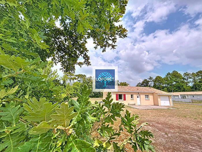 Maison à vendre - Montendre - 4 pièces - 3 chambres