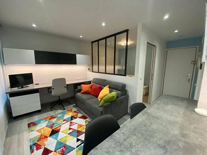 Appartement 1 pièce à Championnet-Caserne de Bonne, Grenoble, à louer
