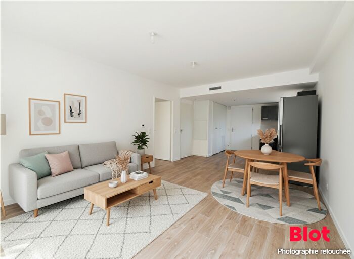 Appartement à vendre - Vannes, Gare - 2 pièces - 1 chambre