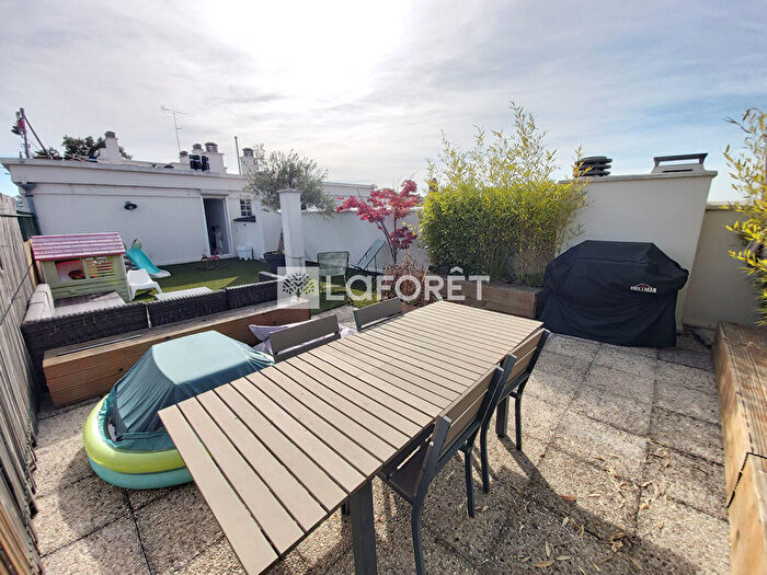 Appartement à vendre - Villemomble, Marnaudes - 4 pièces - 3 chambres