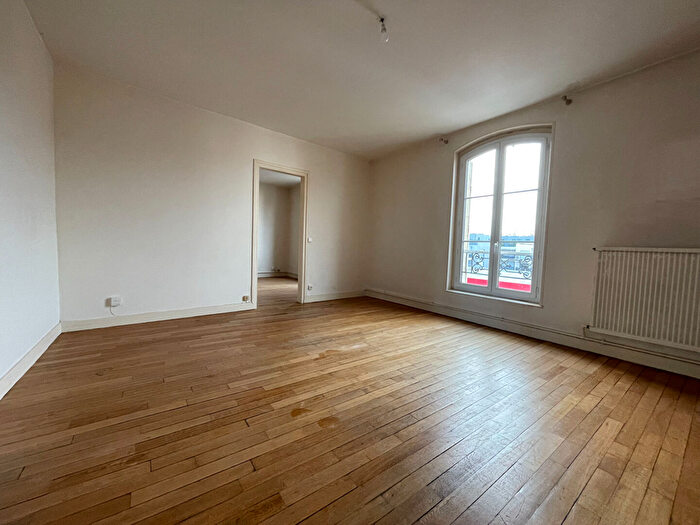 Appartement à vendre - Persan - 3 pièces - 2 chambres