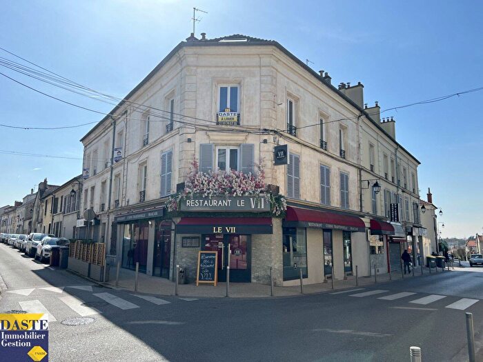 Champs-sur-Marne : Appartement 2 pièces à louer