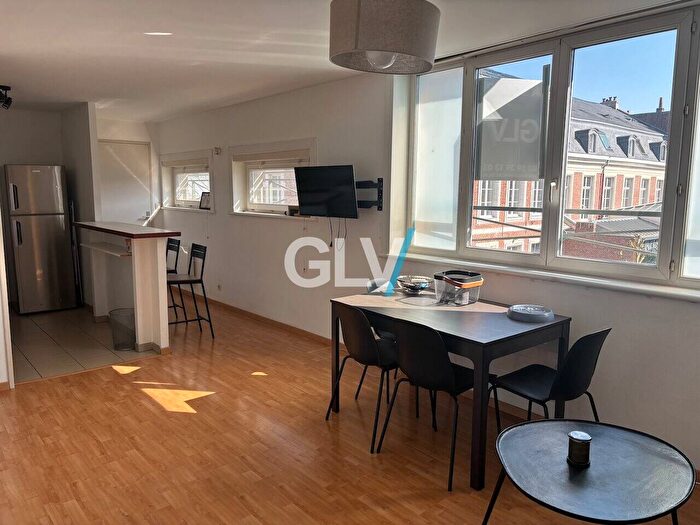 Appartement à louer - Vieux Lille - 2 pièces - 1 chambre