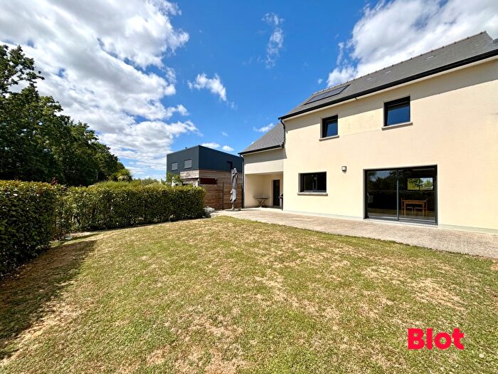 Maison 4 pièces à vendre à Noyal-Châtillon-sur-Seiche
