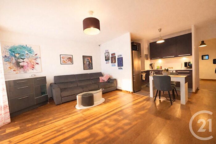 Appartement à vendre - Cergy, Les Hauts-de-Cergy - 3 pièces - 2 chambres