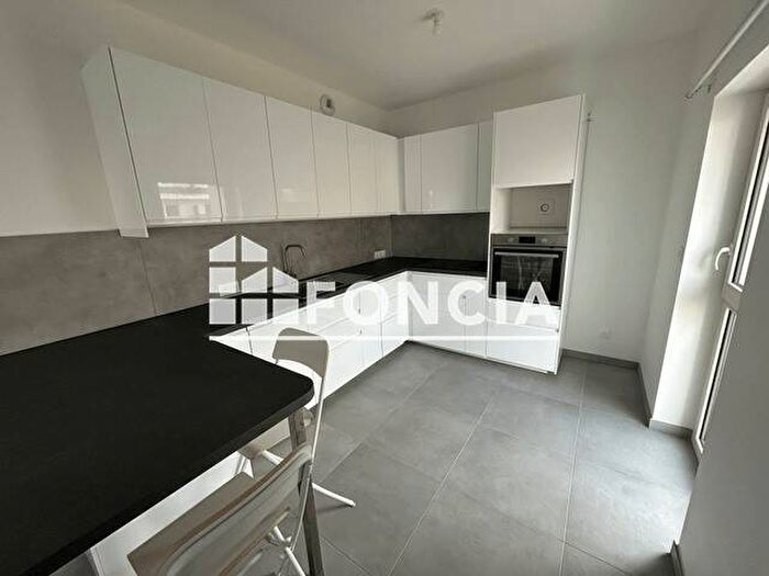 Appartement à louer - Charlemagne, Thionville - 2 pièces - 1 chambre