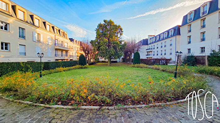 Appartement à vendre - Thiais, Centre-ville - 2 pièces - 1 chambre