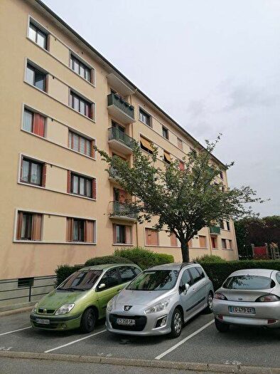 Appartement 3 pièces à Val Joyeux, Les Clayes-sous-Bois, à louer