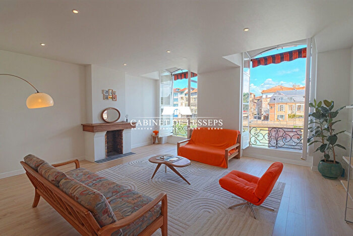Appartement 4 pièces à vendre à BayonneBayonaBaiona, Centre-ville, Hôtel de Ville