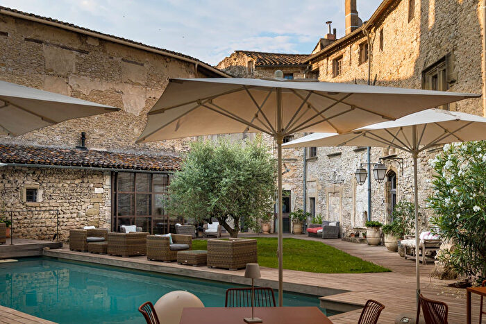 Maison à vendre - LIsle-sur-la-Sorgue, Centre-ville - 8 pièces