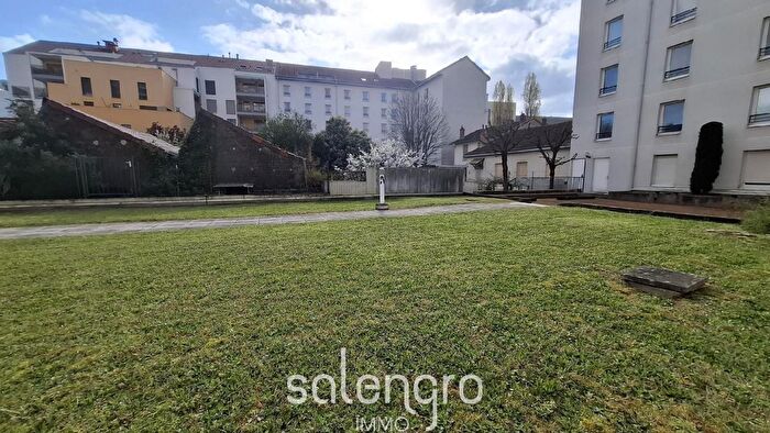 Villeurbanne, Doua - Appartement 1 pièce à vendre