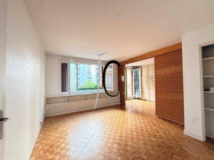 Appartement 2 pièces à Paris 15ème arrondissement, à louer