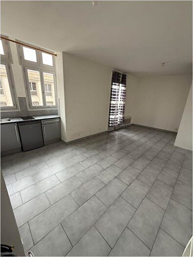 Appartement à louer - Béziers, Centre-ville, Palais des Congrès, Garibaldi, Gambetta - 1 pièce