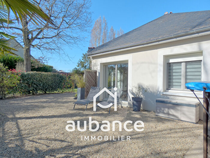 Maison à vendre - Juigné-sur-Loire - 6 pièces - 5 chambres