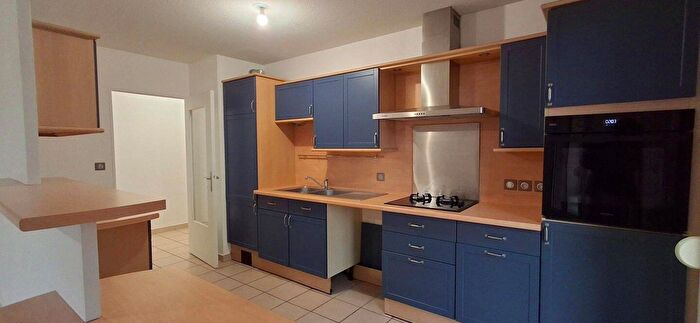 Appartement à louer - Francheville le Bas-Châter - 4 pièces - 3 chambres