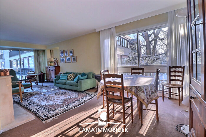 Appartement à vendre - Fontenay-le-Fleury, Plaine - 4 pièces - 3 chambres