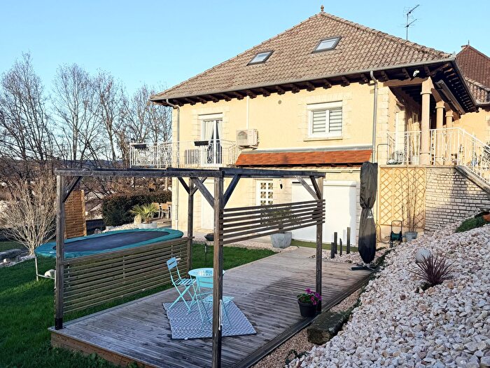 Maison à vendre - Brive-la-Gaillarde, Le Rocher Coupé, Breuil, Malecroix - 8 pièces - 5 chambres