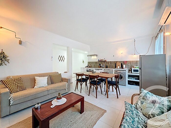 Appartement à vendre - Antibes, Juan-les-Pins, Le Cap - 3 pièces - 2 chambres