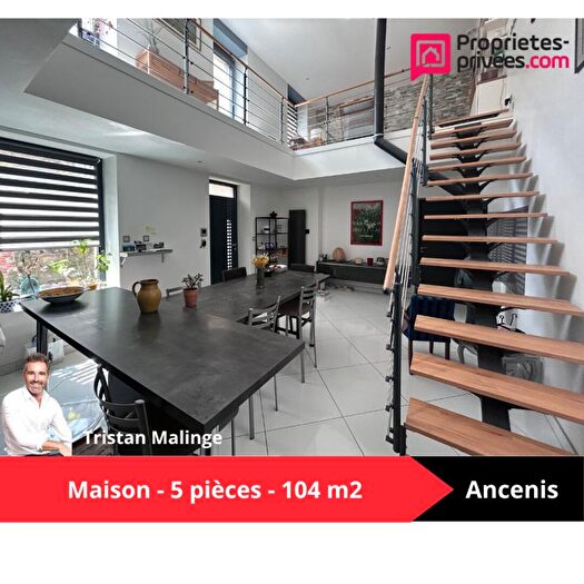 Maison à vendre - Ancenis - 5 pièces - 3 chambres