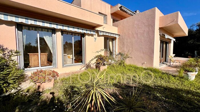 Maison à vendre - La Colle-sur-Loup - 6 pièces - 4 chambres