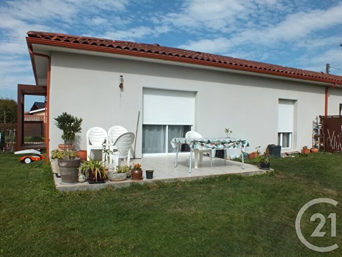 Maison 4 pièces à Capvern, à louer