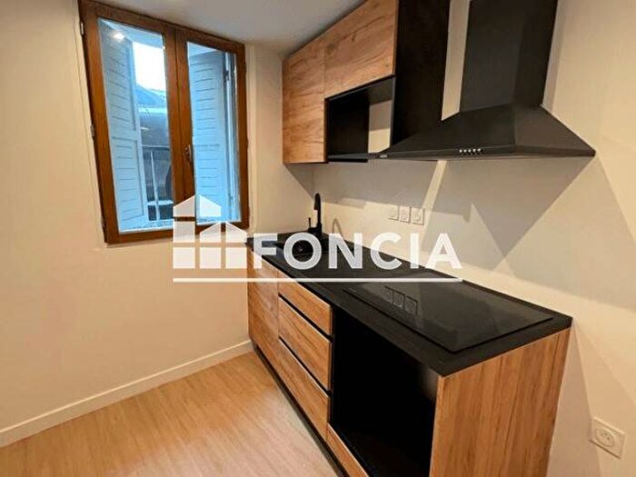 Appartement à louer - Allées Paul Riquet, Béziers - 2 pièces - 1 chambre