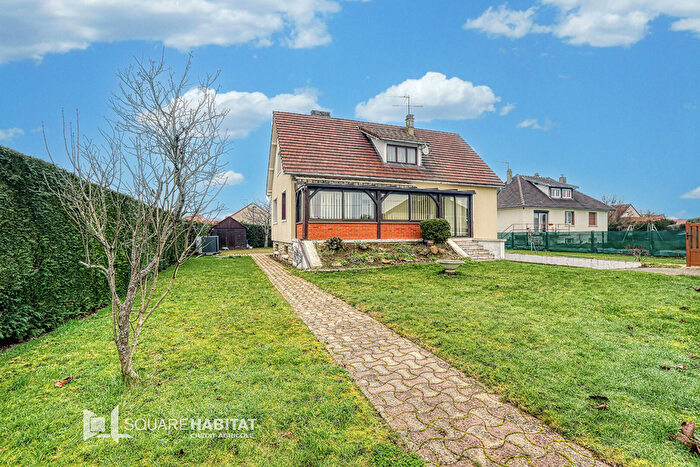 Maison 4 pièces à Le Manoir, à vendre