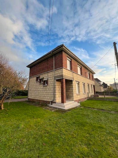 Gadeau de Kerville, Sotteville-lès-Rouen : Maison 5 pièces à louer
