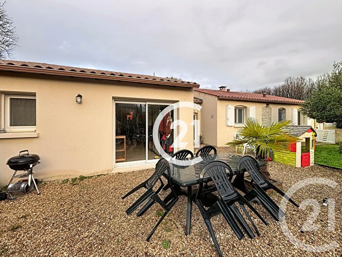 Maison à vendre - Cognac, Crouin - 4 pièces - 3 chambres