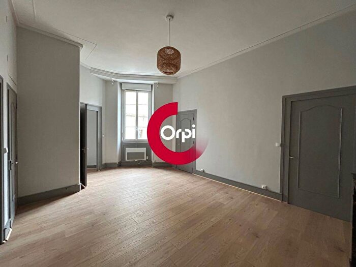 Les-Collines, Vienne : Appartement 3 pièces à louer
