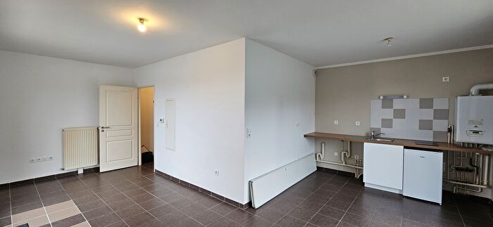 Appartement à louer - Amiens, Saint-Honoré, Jeanne dArc - 1 pièce