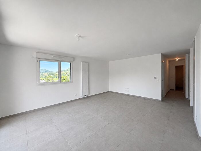 Appartement 3 pièces à Reignier-Ésery, à vendre