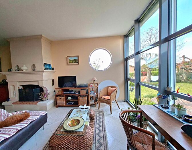 Maison 6 pièces à vendre - Saint-Estèphe