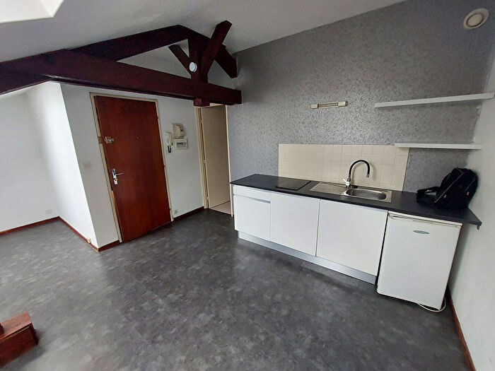 Appartement à vendre - Pontarlier, Centre-ville - 1 pièce