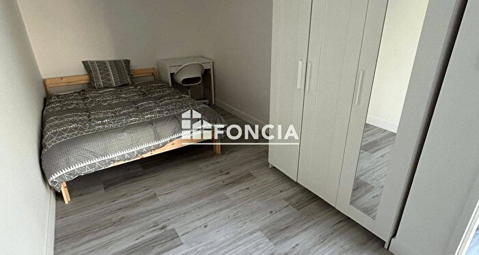 Appartement 1 pièce à louer à Chatillon, Viry-Châtillon