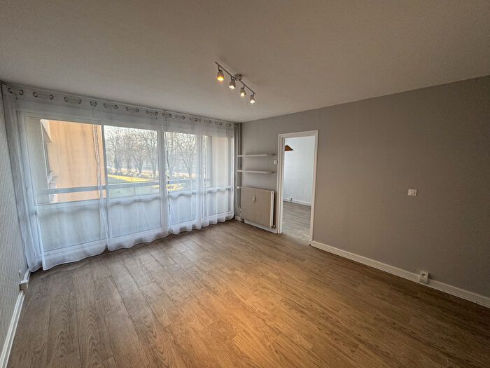 Reims, Barbâtre : Appartement 2 pièces à louer