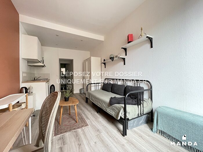 Appartement à louer - Bordeaux, Capucins, Saint-Michel - 1 pièce