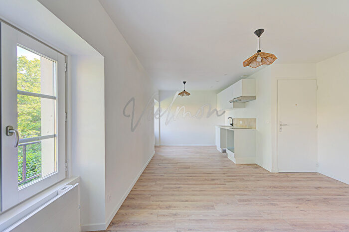 Saint-Germain-en-Laye, Bergette, Debussy : Appartement 1 pièce à vendre