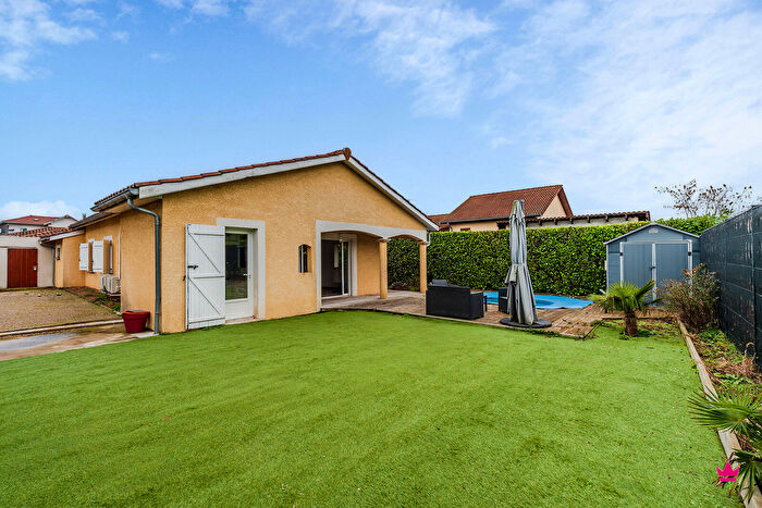 Maison à vendre - Montluel - 5 pièces - 4 chambres