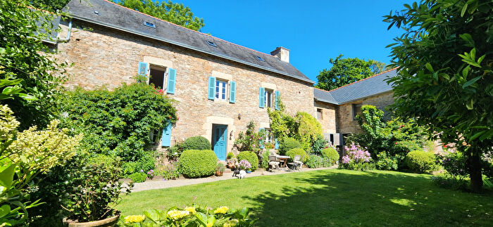 Maison à vendre - Clohars-Carnoët - 6 pièces - 3 chambres