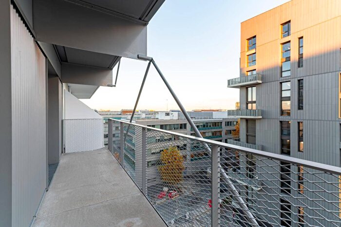 Appartement à louer - Pleyel, St Denis - 4 pièces - 3 chambres