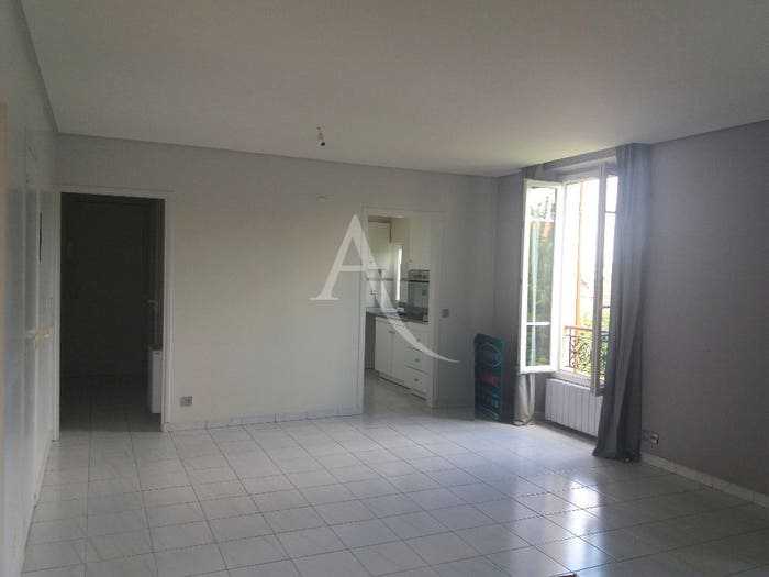 Appartement 2 pièces à vendre - Montgeron, Centre-ville, Gare