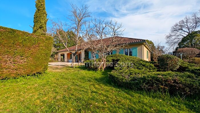 Maison à vendre - Hautefort - 6 pièces - 4 chambres