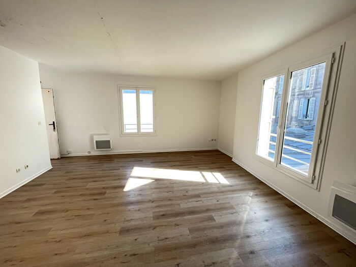 Pontoise, Centre-ville : Appartement 1 pièce à vendre