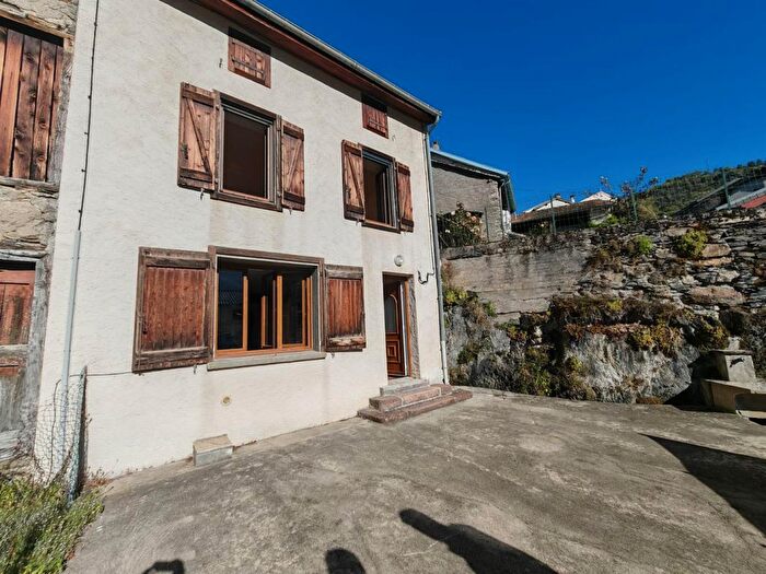 Maison à vendre - Les Cabannes - 4 pièces - 3 chambres