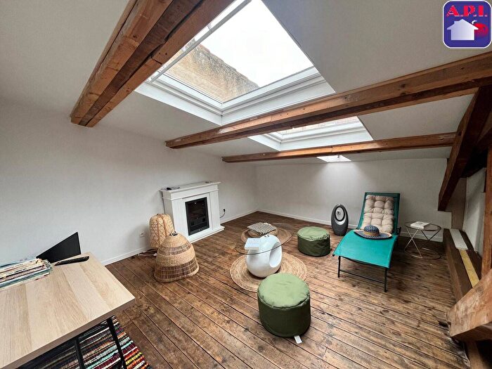 Appartement à louer - Centre Ancien, Pamiers - 4 pièces - 3 chambres