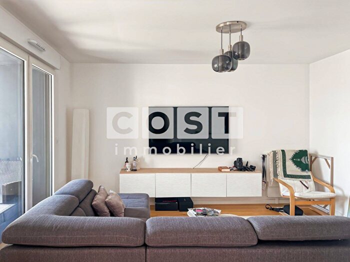 Appartement 3 pièces à louer - Lepine-Binet, Bois-Colombes