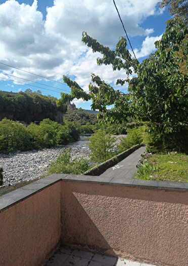 Maison 5 pièces à vendre à Pont-de-Labeaume