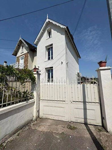 Maison 4 pièces à louer - Route de Verneuil, Les Mureaux